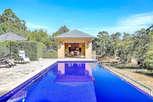 Vihara Valley - Heritage Estate With Country Garden - Adelaide