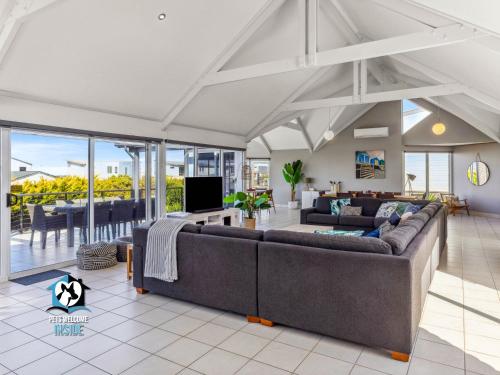 Massive Middleton Coastal Home With Next-level Arcade & Games Room - Middleton