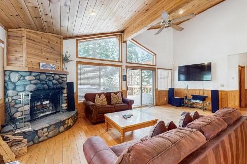 Fawn Lodge - Kings Beach, CA