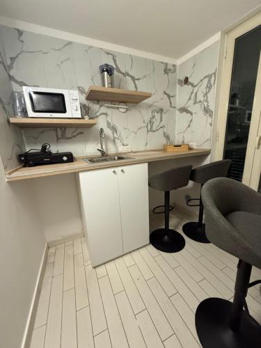 Appartamenti Resta Cu Mme A Chiaia - Naples