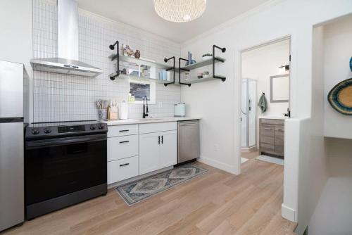 Modern 1-br Apartment Close To Downtown Vibes - Reno
