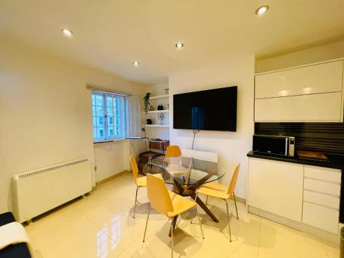 Smithfield St Paul Farringdon Central London Apartment - London