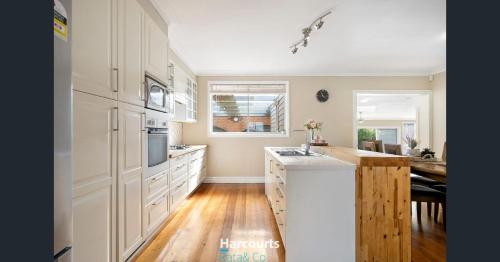 Cozy, Quiet Private Room In Shared House, Lalor - Melbourne