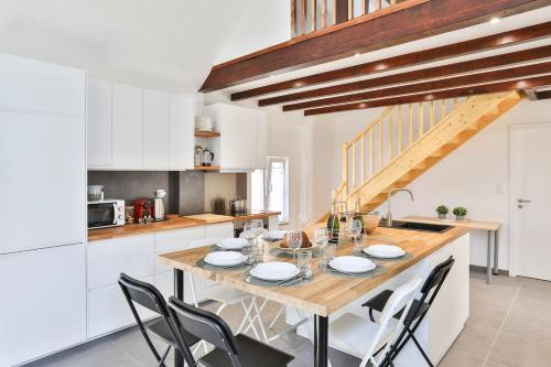 Le Refuge Fleuri T5 Avec Terrasse Et Jardin - Mulhouse