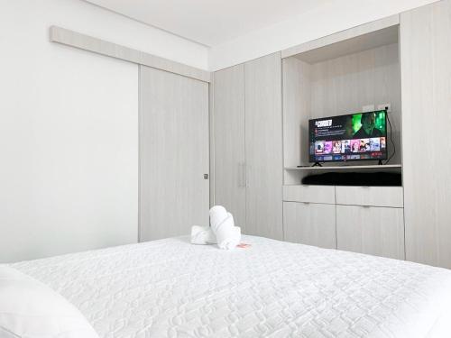 From $14 - Suite con parqueo, sofa cama, frente mall del sol, Guayaquil