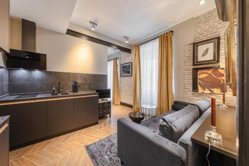 Casa 1862 Heritage Suites By Stay Unique - Seville
