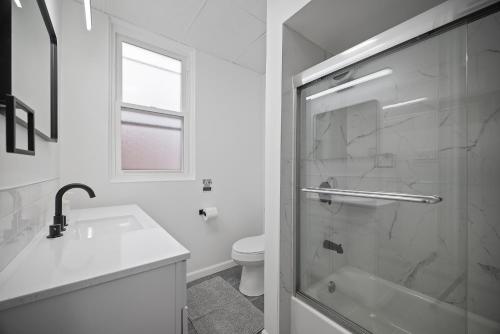 Shadyside, Pittsburgh !F Modern And Bright Private Bedroom With Shared Bathroom - Pittsburgh
