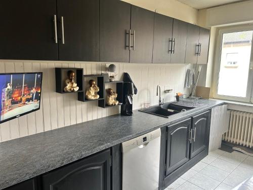 Chambre Moderne Dans Appartement Spacieux De 90m2 - Thionville