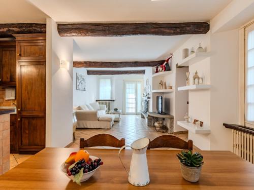 Apartment Lungolago By Interhome - Lecco
