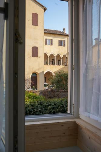 Lhe Sole Di Primavera - Cesena