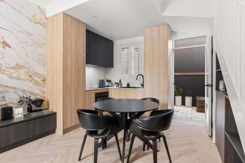 Charming Three-story Terrace House In Pyrmont - Powerhouse Museum, Ultimo