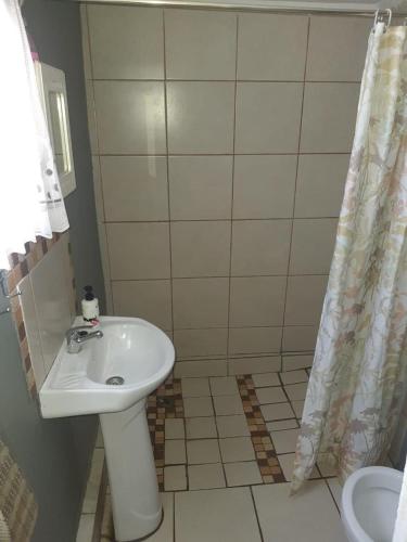 Chalet 6 At Cynthias Country - Hartbeespoort