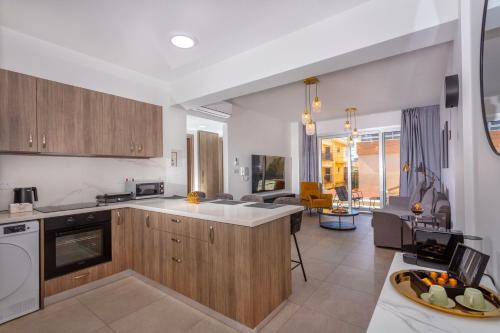 City Hall Suites - Limassol