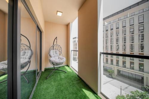 City Central Luxury Apartment With Balcony By Bluecloud Holidays - Sharjah