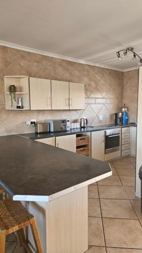 Madriko 36 Cozy Self Catering 2 Bedroom Apartment - Langebaan