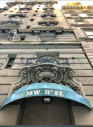 Hansem Stay Near Empire State Building - New York City