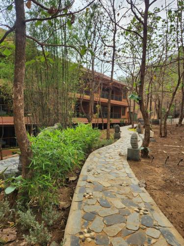 Best Resorts in Mulshi | Luxury Resorts with Pools in Mulshi | 2026 Prices