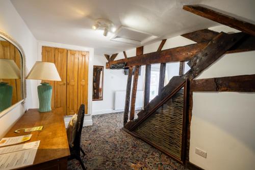 Without A Paddle Hotel - Llangollen