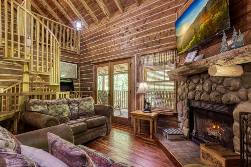 Deer To My Heart, Free Attraction Tickets, Hot Tub, Arcade, Air Hockey, Wifi!!! - Gatlinburg, TN
