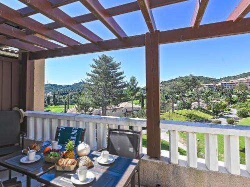Apartment Le Belvedere - R4 317 By Interhome - Agay Plage
