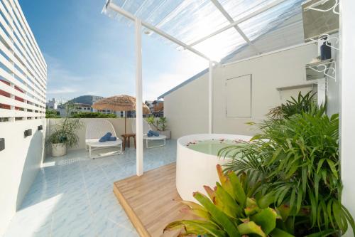Wink Centre House 10 Patong Beach - Patong Beach