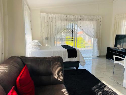 Kwa Mmaloapi Guest House - Phokeng