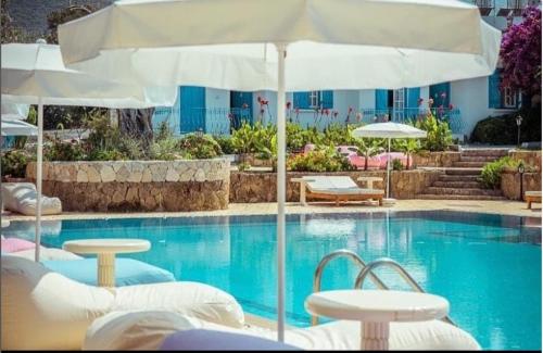 Bungalow In A Holiday Village, Kyrenia - Girne