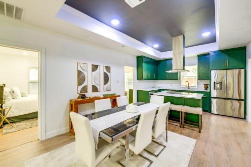 5 Mi To Dtwn: Dallas Home W/ Patio & Fire Pit! - Highland Hills - Dallas