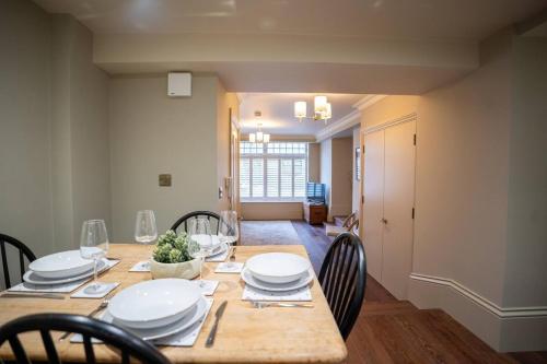 Pineapple Suites - Apartment 1 - Clifton