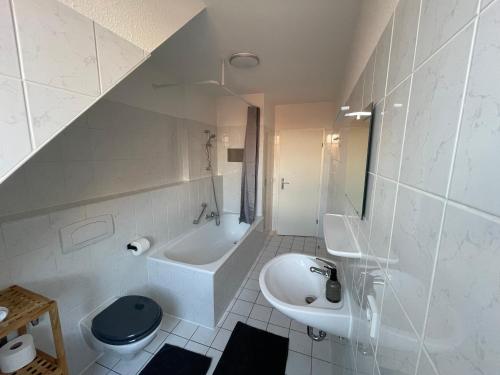 Monteurzimmer - Serviced Apartment In Forst - Forst