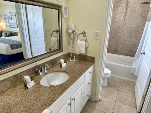 Beachgate Condo Suites And Hotel 438 Condo - Port Aransas, TX