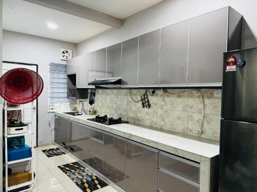 Hanan Homestay Batu Pahat - Batu Pahat