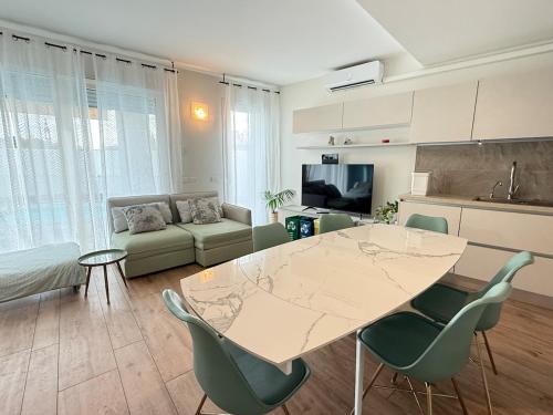 Appartamento In Citta Con Giardino E Piscina Privati - 貝爾加莫