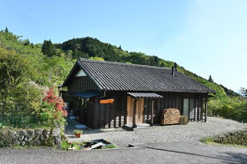 峠のお宿 巧の実家 Magome Guest House, Along The Nakasendo Trail - Nakatsugawa