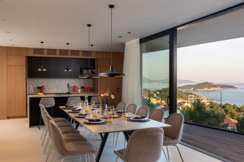 Modern Villa In Dubrovnik With Infinity Rooftop Pool - Dubrovnik