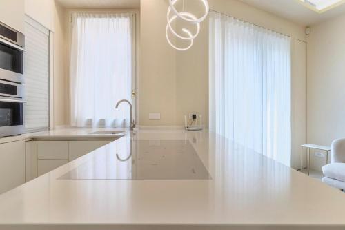 Luxury Velasca Apartment - Milan