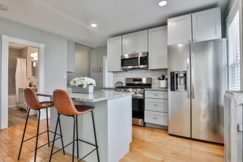 Stylish Apartment Near Downtown, Highways, Boston - Lawrence, MA