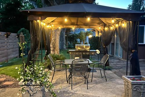 Private Modern Entertainment Getaway - Lake California