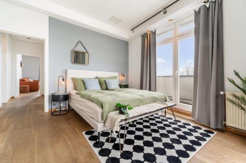 Big Urban Loft - Fur Große Gruppen - 180 Grad Skyline Balkon - Nahe Des Hauptbahnhofs - Zwei Parkpla - Berlin