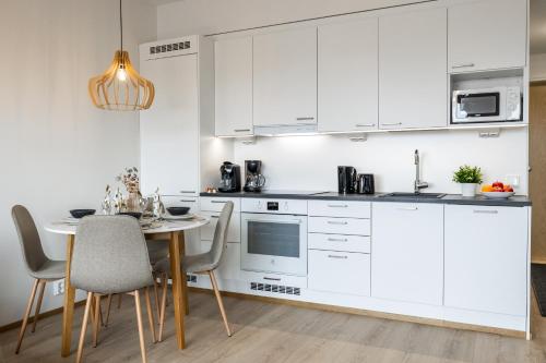 Cozy Suite With Sauna And Balcony - Heart Of Lapland - Rovaniemi