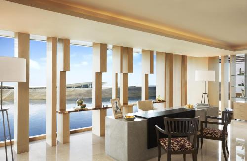 Hotels near Kempegowda International Airport, Bangalore - BEST HOTEL ...