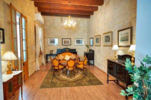 Magestic Palazzo, Jacuzzi On Roof Terrace Goval-3 - Valletta, Malta