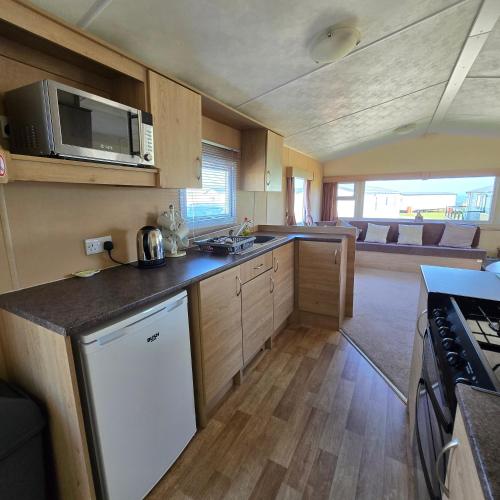 Thornwick Bay- Xantus Grange 60 - Flamborough