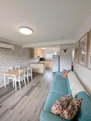Gloucester - 2 Bedroom Apartments - Gloucester
