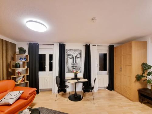 Charmante 1-zimmer Wohnung In Jena Winzerla - イェーナ