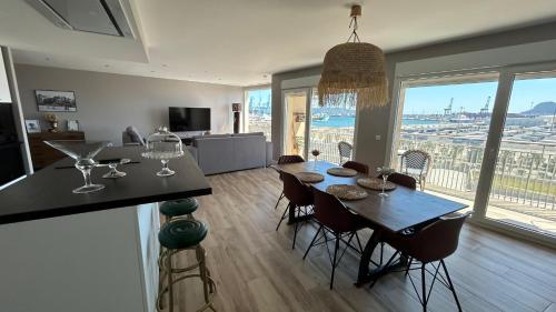 Apartamento Moderno Y Amplio Con Vistas A La Bahia - Algeciras