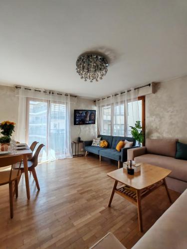 Elegance, Parking Gratuit & A 3 Min A Pied Du Metro - Clichy