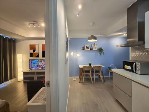 Citispace 1br Condotel Suite At Azure Urban Resort Near Airport #Az04a - Taguig