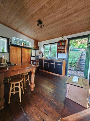 Classic Piha Bach - Seaview Road - 奧克蘭