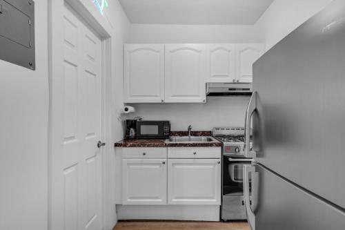 From $53pp - Studio 01 in Edgewater - 10 mins walk to Wynwood, Miami, FL